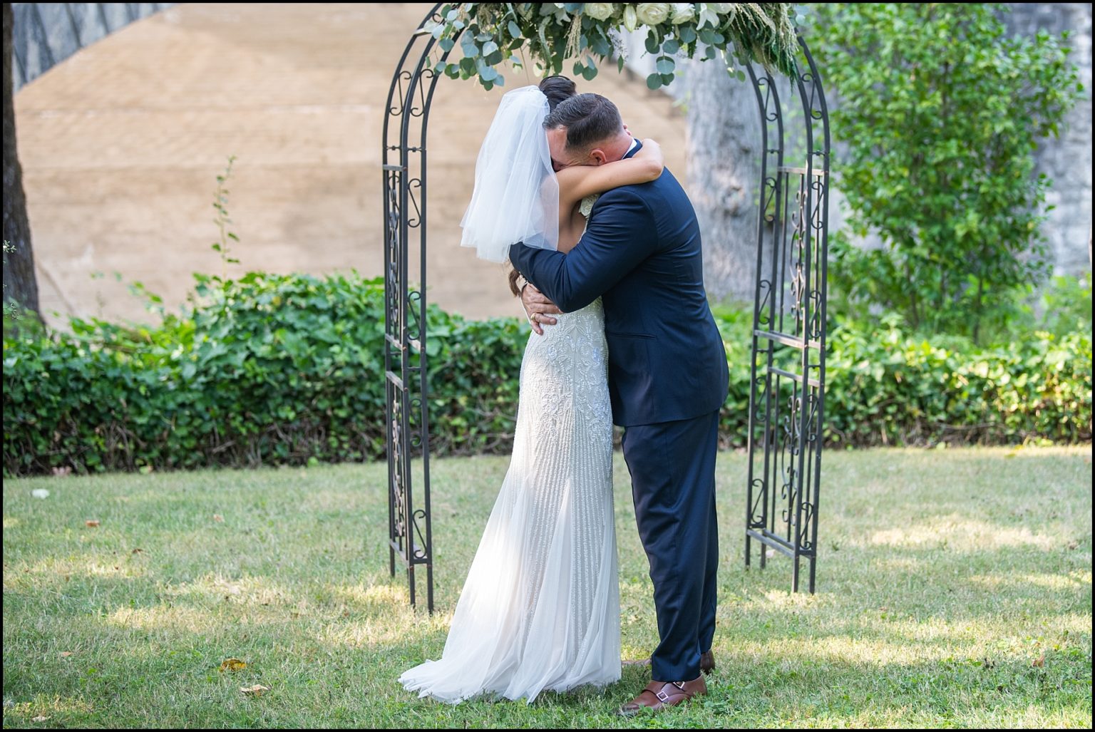 Gorgeous-Benbow-Inn-Intimate-Wedding | Parky's Pics Photography